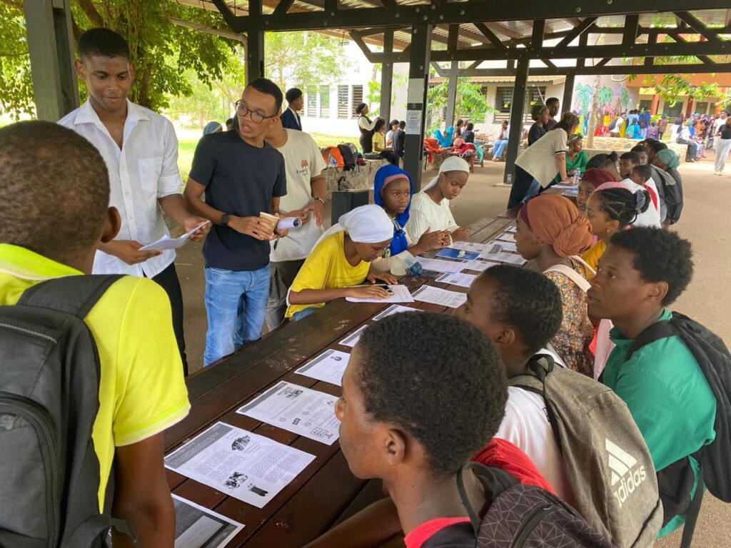 PEJ Engagé.e.s : (re)découvre le PEJ au mois de juin ! – Parlement ...